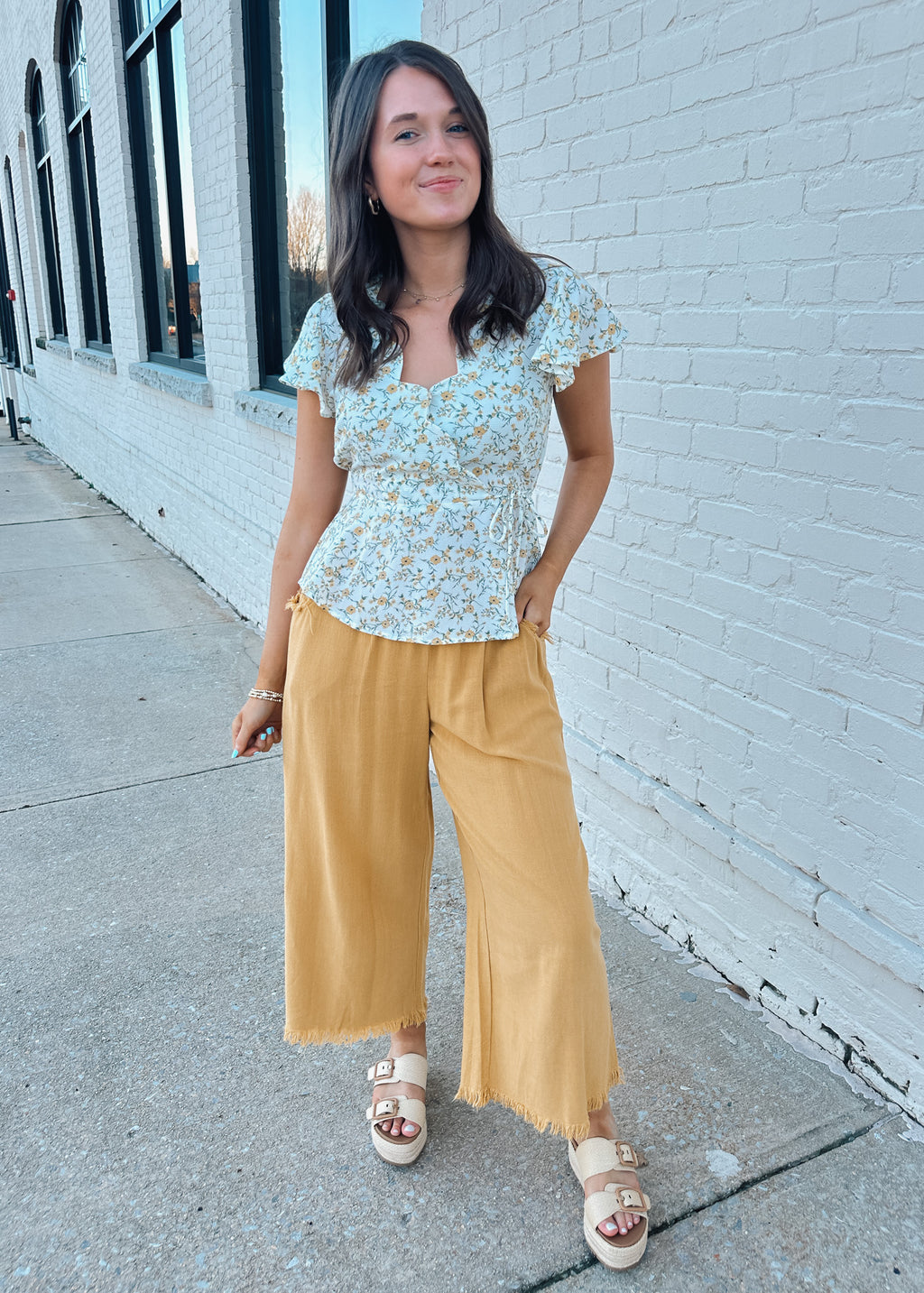 All The Feelings Linen Pants – The Sassy Owl Boutique